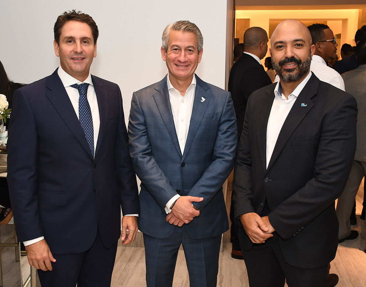 Memorial inaugura sus Capillas de Velación 27 de Febrero - Roce Social