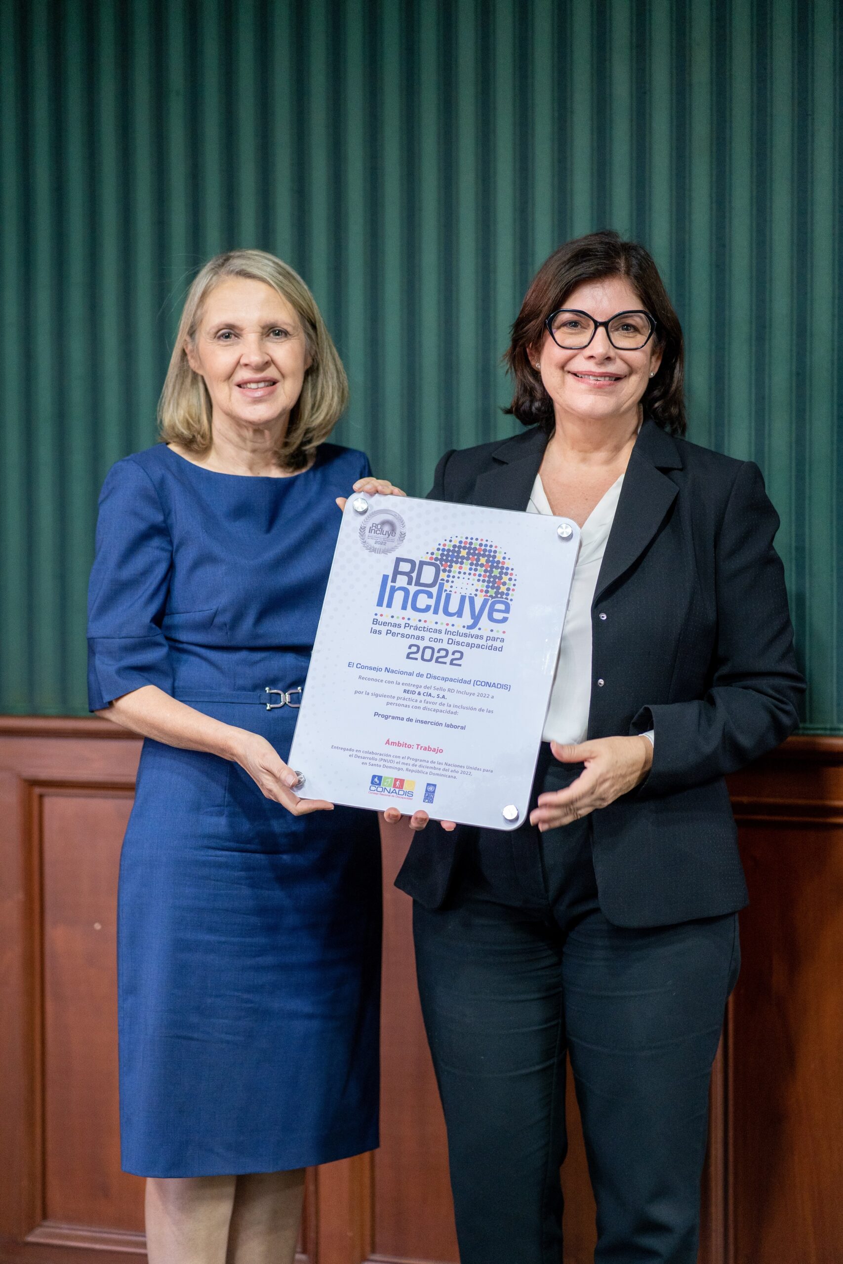 Reid & Compañía es reconocida con sello RD INCLUYE 2022 - Roce Social